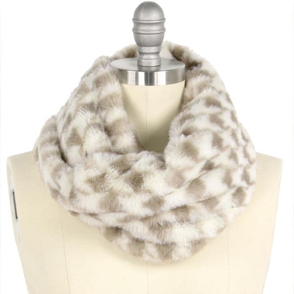 Wholesale3118 - Faux Fur Cowl Neck Scarves